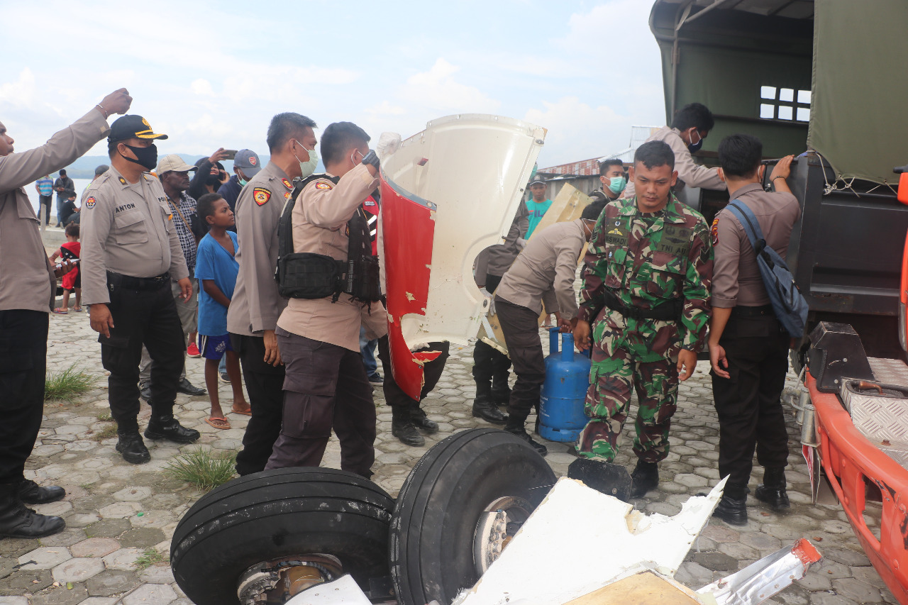 Pesawat MAF Jatuh di Danau Sentani Angkut Sembako Tujuan Mamit Tolikara ...