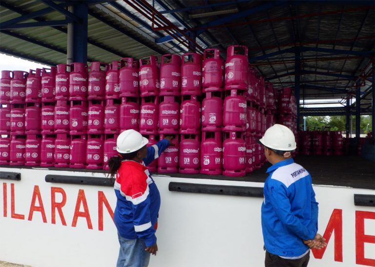 Pertamina Patra Niaga Pastikan Penyaluran LPG Berjalan Normal di Wilayah Papua Maluku ...